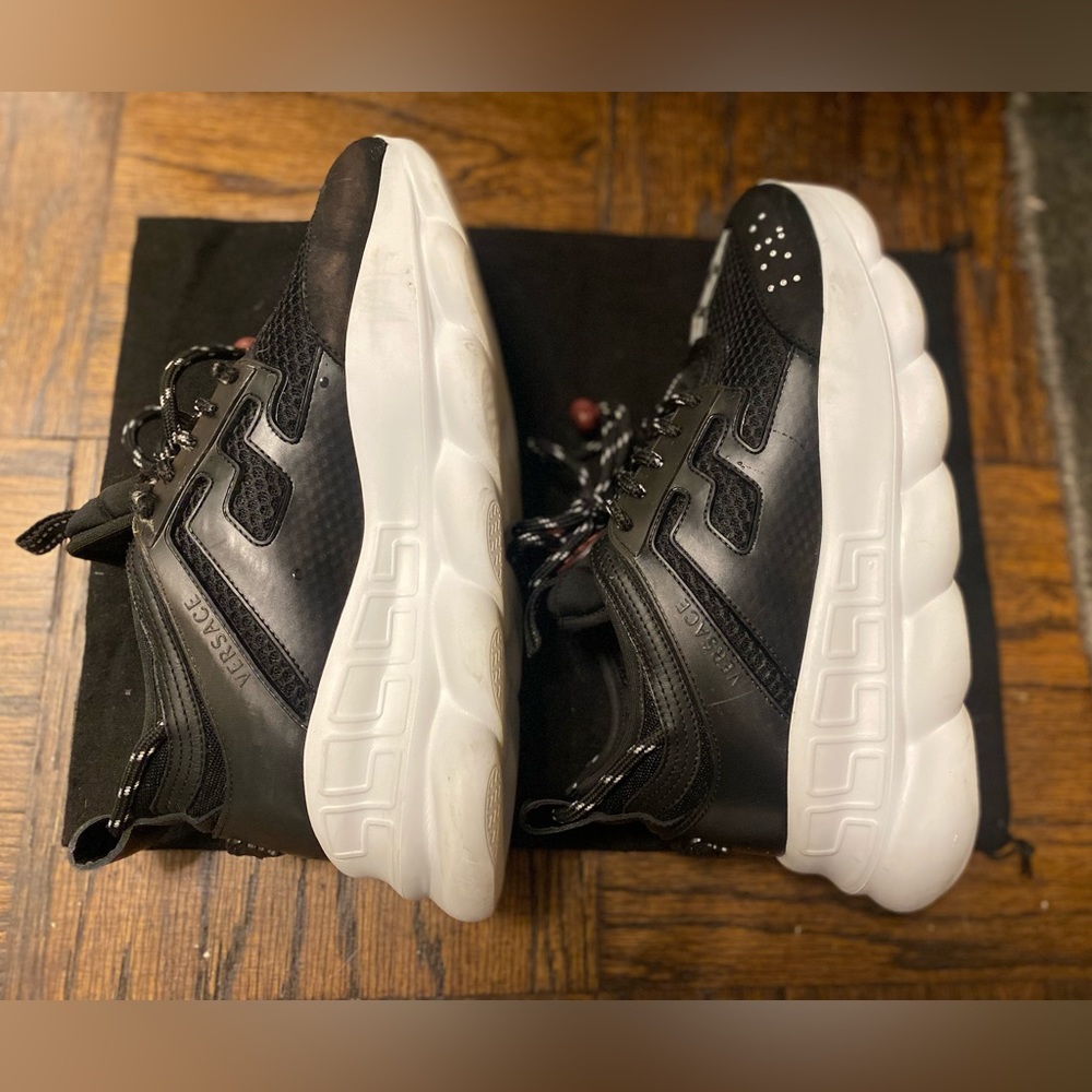 Versace Chain Reaction Sneakers - Gem